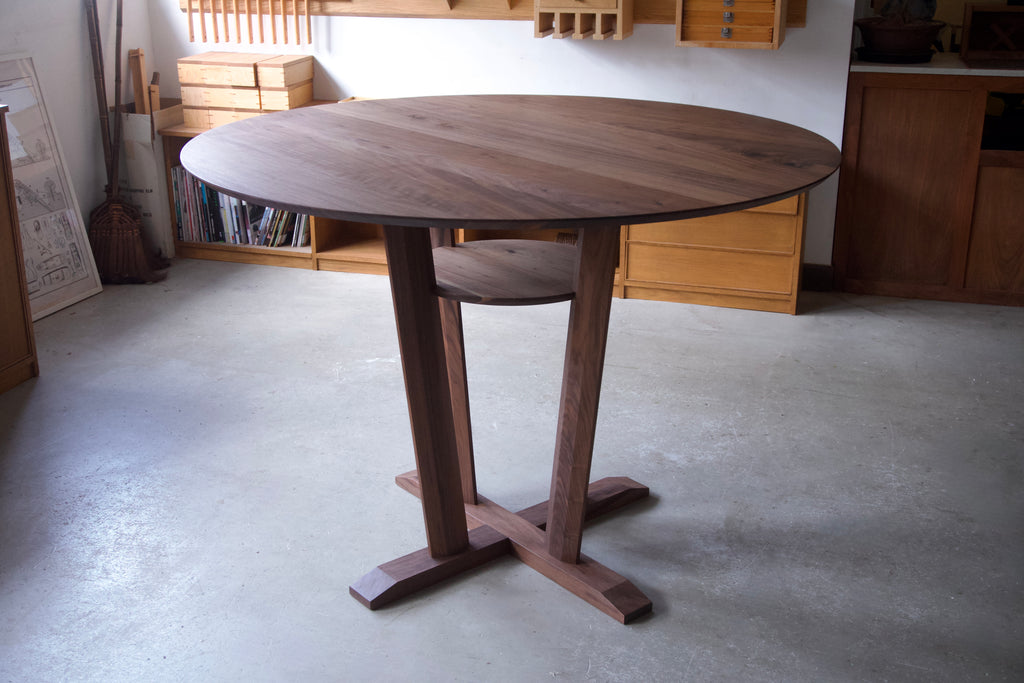 Roundabout Bar Table – Twenty One From Eight