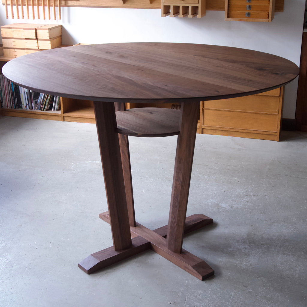 Roundabout Bar Table – Twenty One From Eight