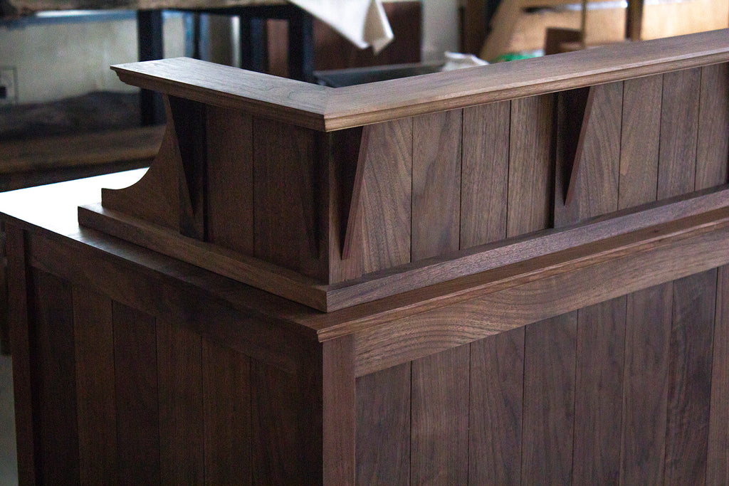 Royal Theatre Desk – Twenty One From Eight